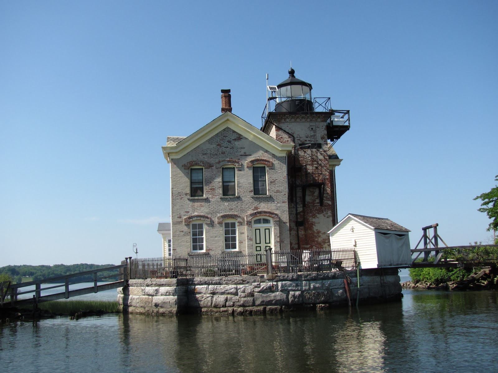 The Hudson River Explorer: Saugerties Lighthouse
