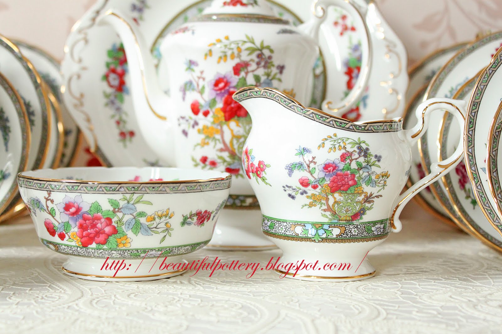 BEAUTIFUL POTTERY: Indian Tree Set II