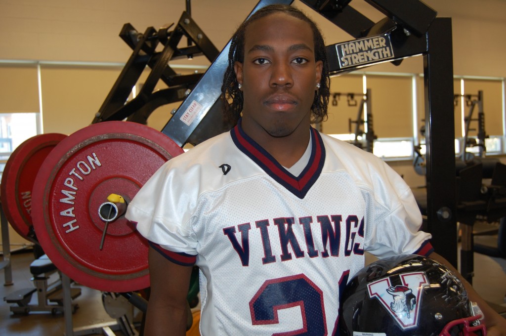 UMass Football Blog: Recruiting 2011--Ronald Baines