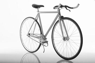 Finds & Design with a Minimalist's Inspiration: The Fixie