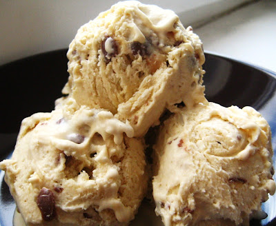 Sam Tan's Kitchen: Horlicks Ice Cream