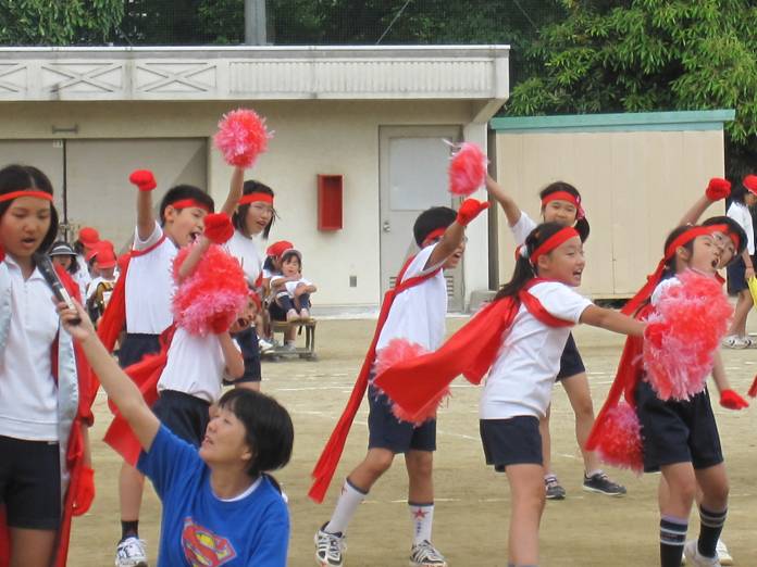 Japanese Elementary School Sports Game: Japanese Elementary School ...
