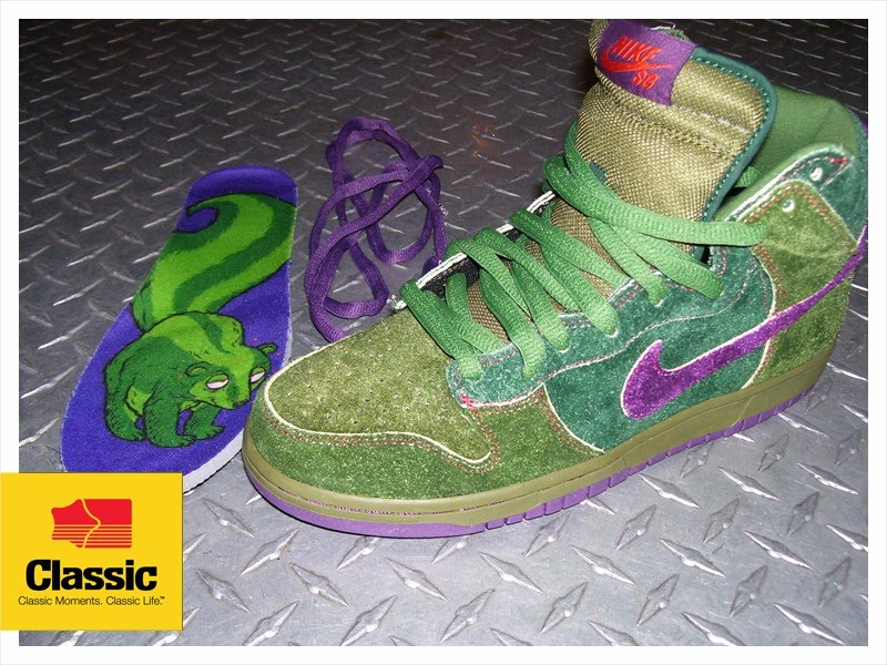 Classic Skate Shop: NIKE SB DUNK HIGH QUICKSTRIKE "420 Skunks"‏