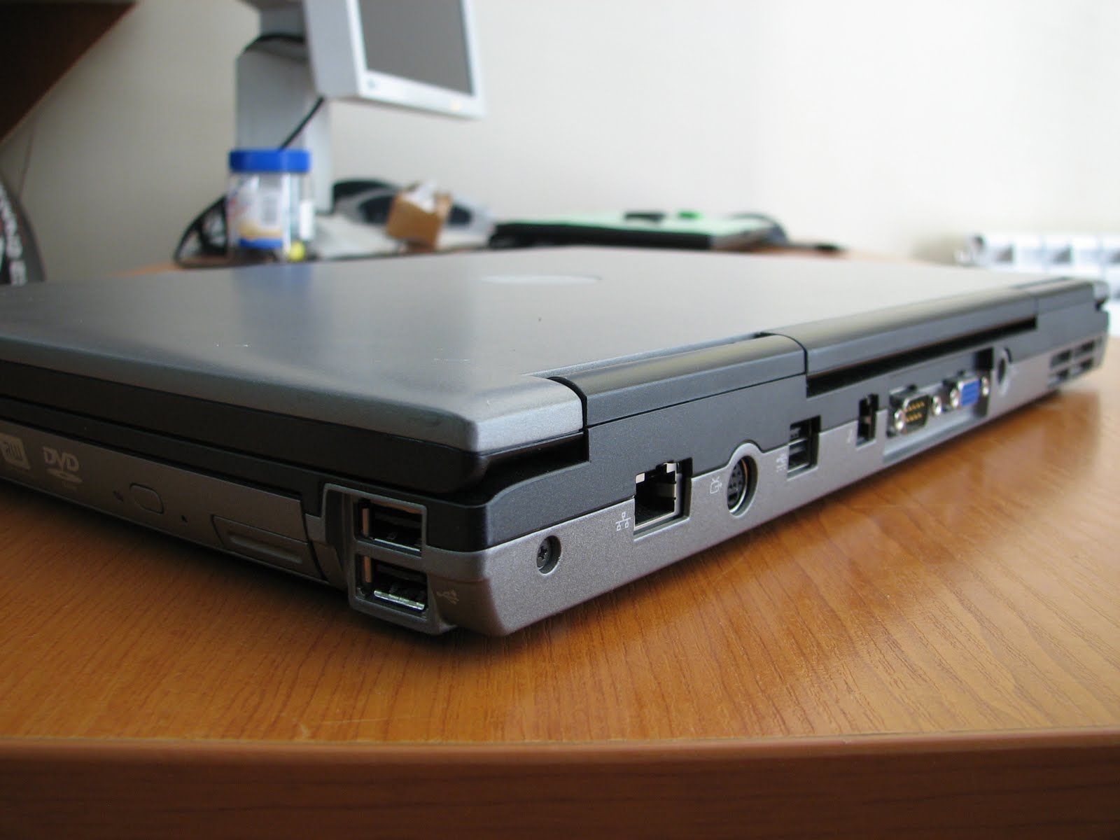 DELL Latitude D830 - стил и комфорт | Retro-PC-Mania - ревюта на ...