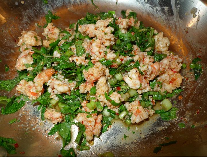 Amporn's Thai Kitchen: Thai spicy ground shrimp with toasted rice