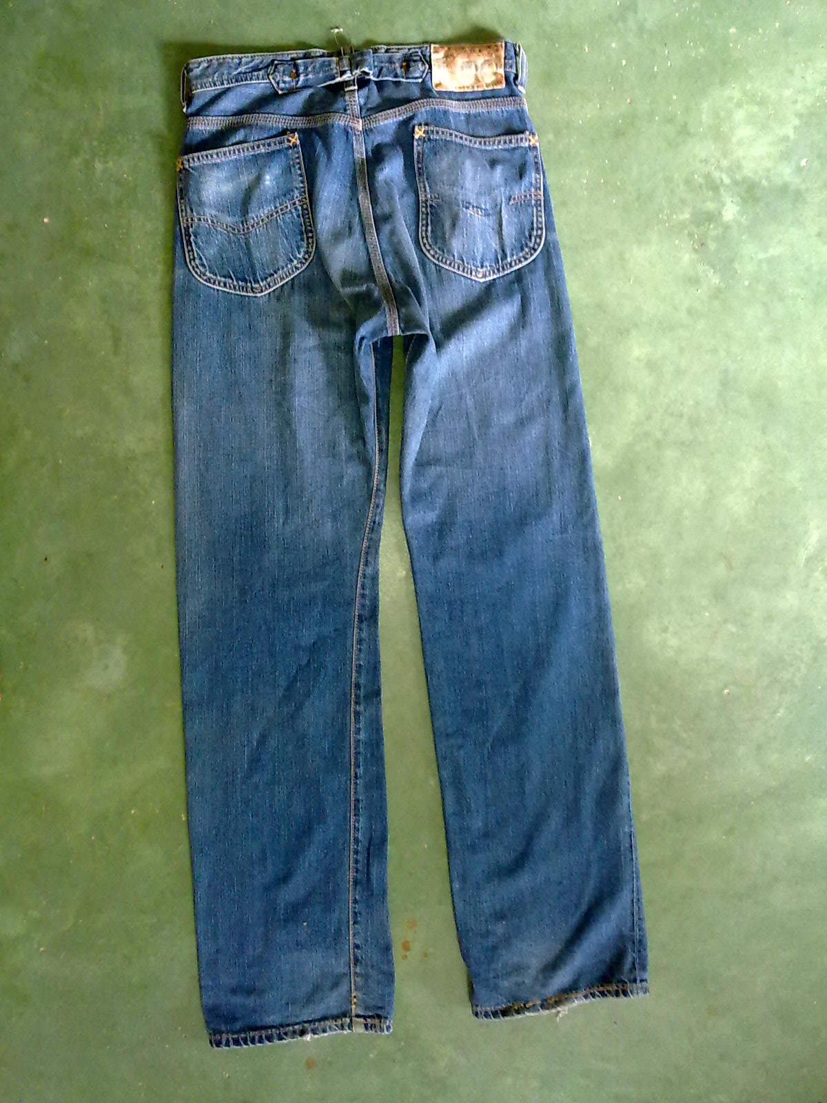 RED TOP BUNDLE: LEE COWBOY JEANS (SOLD)
