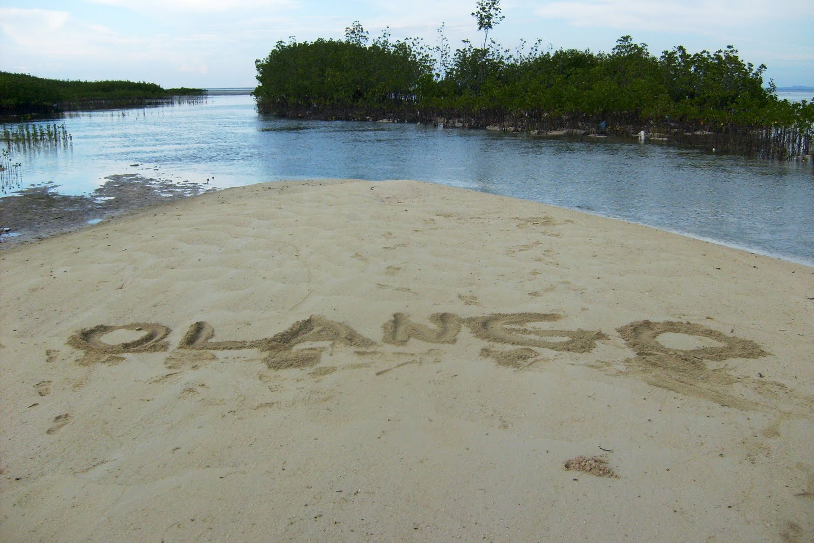 TAURUS on the lOOse: One yeaR, thRee islanDs