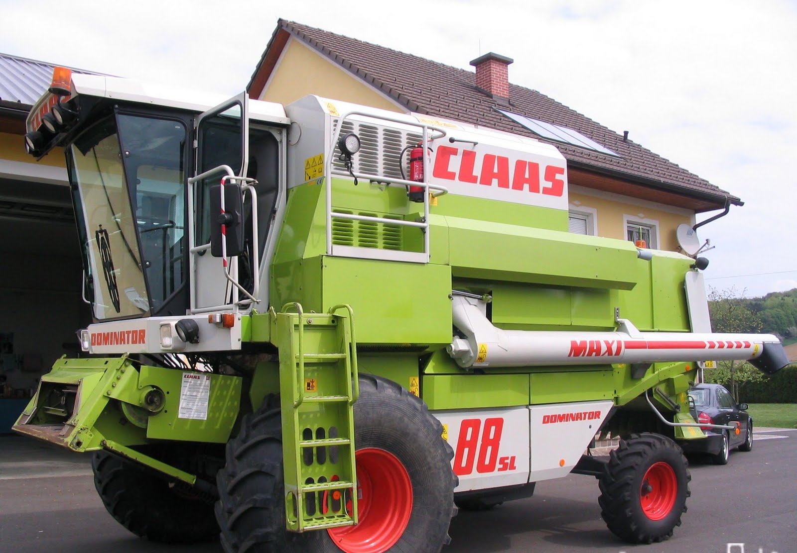 COMBINA Claas 88 SL Maxi 4.5m combine claas second hand din 1998 41.000 ...