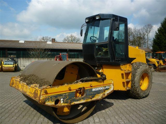 Cilindri Compactori Second Hand ABG Ingersoll Rand SD100 Cilindru ...