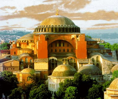ΑΝΑΒΛΗΘΗΚΕ Η ΘΕΙΑ ΛΕΙΤΟΥΡΓΙΑ ΣΤΗΝ ΑΓΙΑ ΣΟΦΙΑ - Εφημερίδα "Στόχος ...