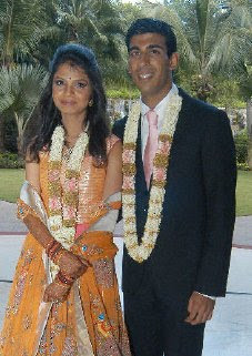 Wallpaper World: Akshata Murthy & Rishi Sunak wedding photo | Akshata ...