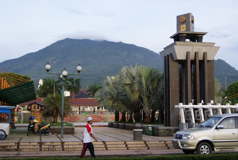 MENGENAL TEMPAT WISATA MENARIK DI PANDEGLANG (BANTEN) - Mas Yadi