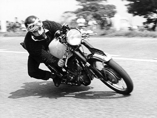 Speedboys: Ton up boys and cafe racers