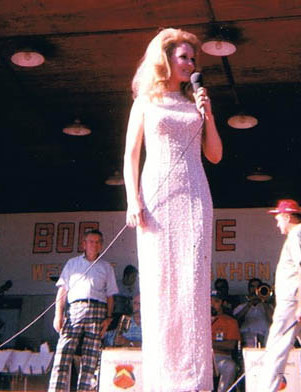 1968 Miss World Penelope Plummer ~ Celebrity Hot