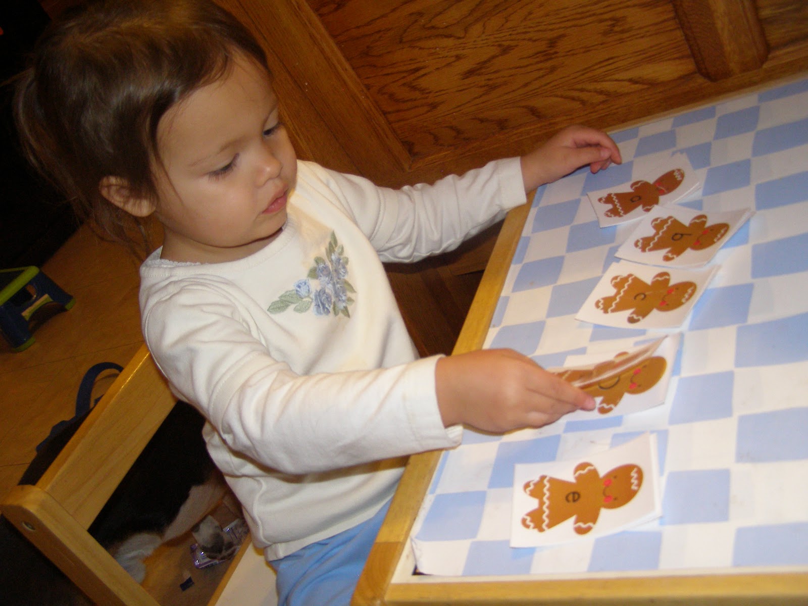 (Home)School of the Blogosphere: Gingerbread Week in a Glance - M is 33 ...