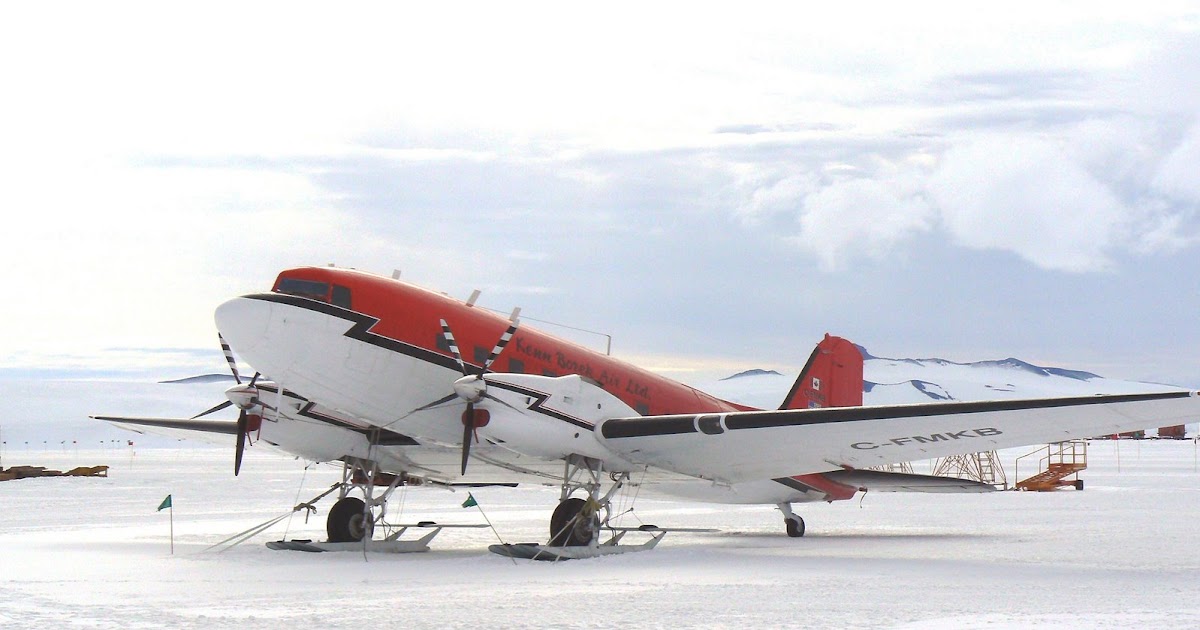 Luce Antartica: ABOUT THE BASLER DC-3