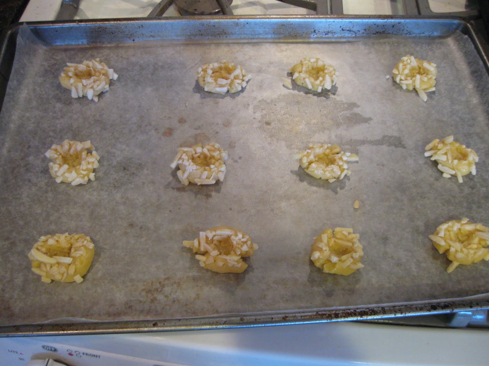 See Marie cook!: Angel's Eyes Cookies