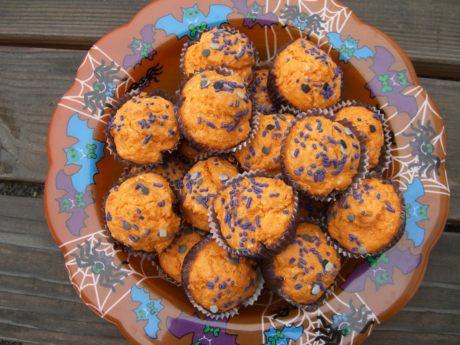 Liz and Brad's Big Adventures: Muffin Wednesday: Rich Biscuit-Style