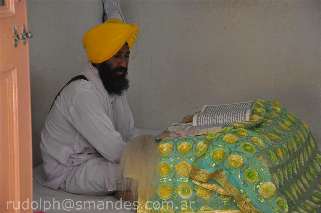 Rudolph de viaje: Etnias y Creencias: Los Sikhs y el Sikhismo