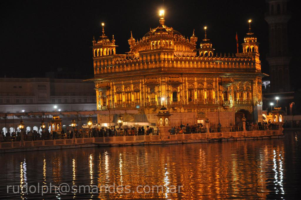 Rudolph de viaje: Etnias y Creencias: Los Sikhs y el Sikhismo