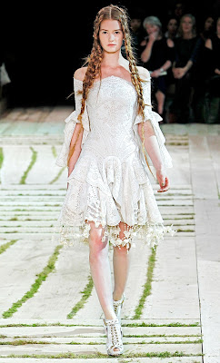 Fashion Styling by Karen Drummond: Sarah Burton S/S 11 - another ...