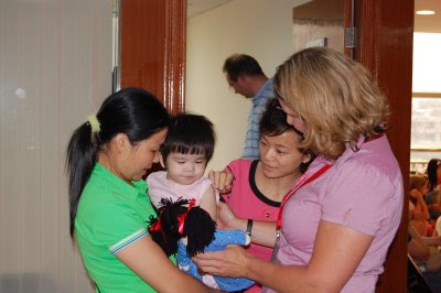 No Place Like Home: Welcome Annalise!...A Single Mother's China ...
