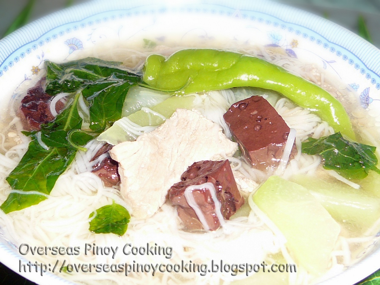 Pinoy Home Cooking and Recipes: Batchoy Tagalog