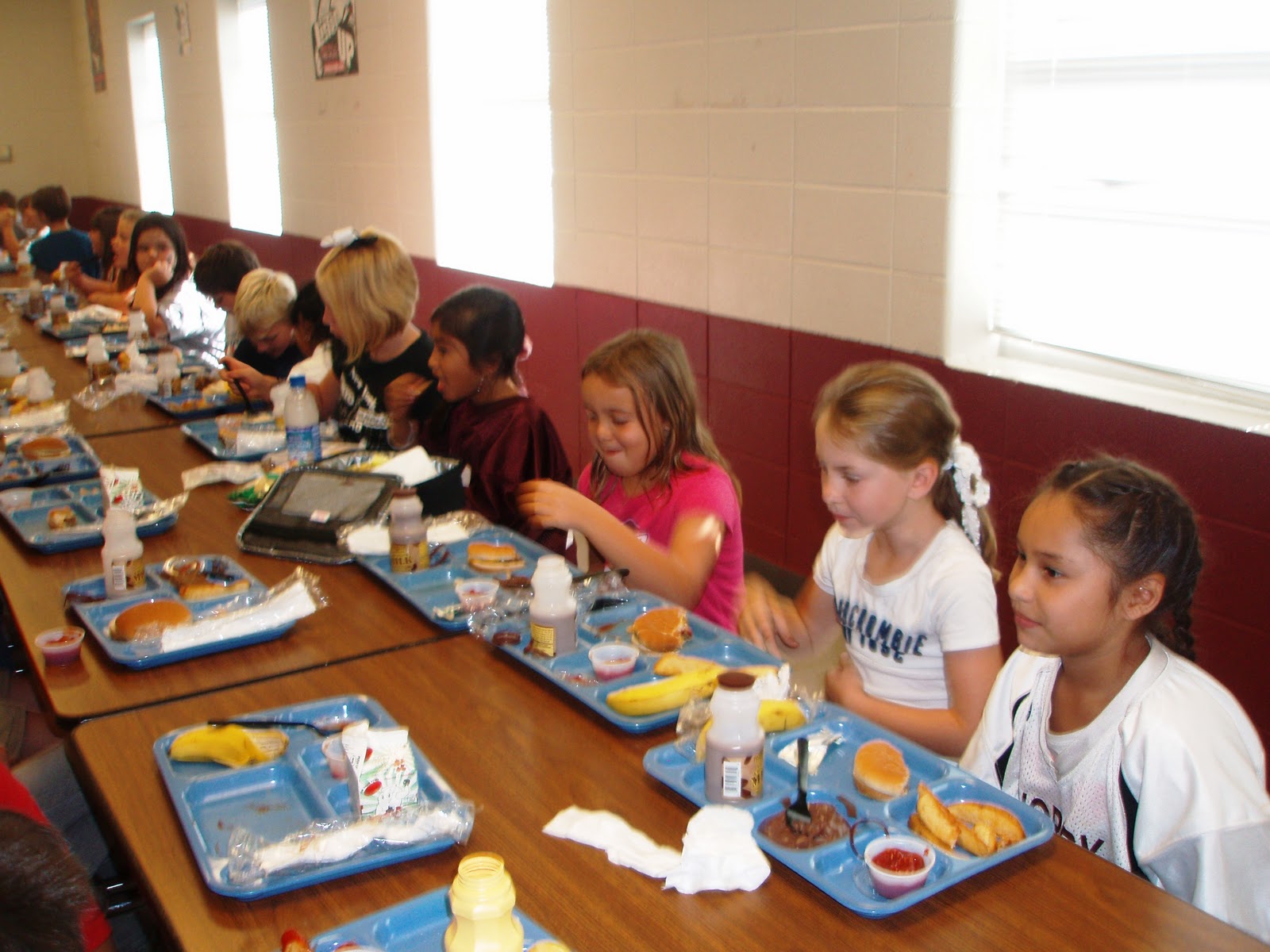 Our Little Learning Spot: Lunchtime!