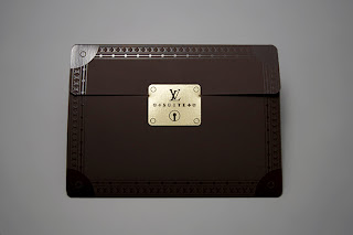 DESIGN CONTEXT: LV Invite design