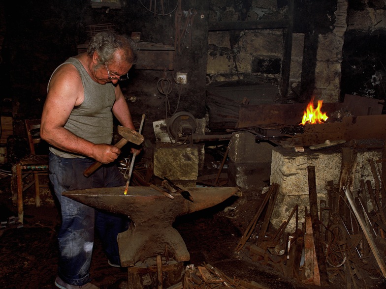 Walking in the Footsteps of Today's Fine Artist's: Malta's History ...