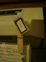 Every good and perfect gift: Clothes Pin Recipe Holder