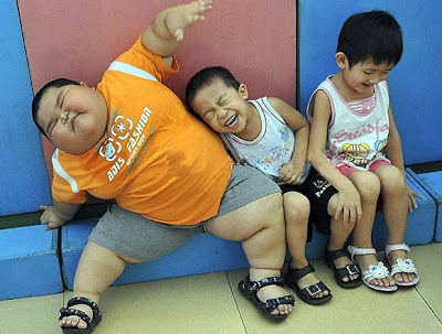 Pessimist Incarnate: At three years old this boy "Xiao Hao" is massive