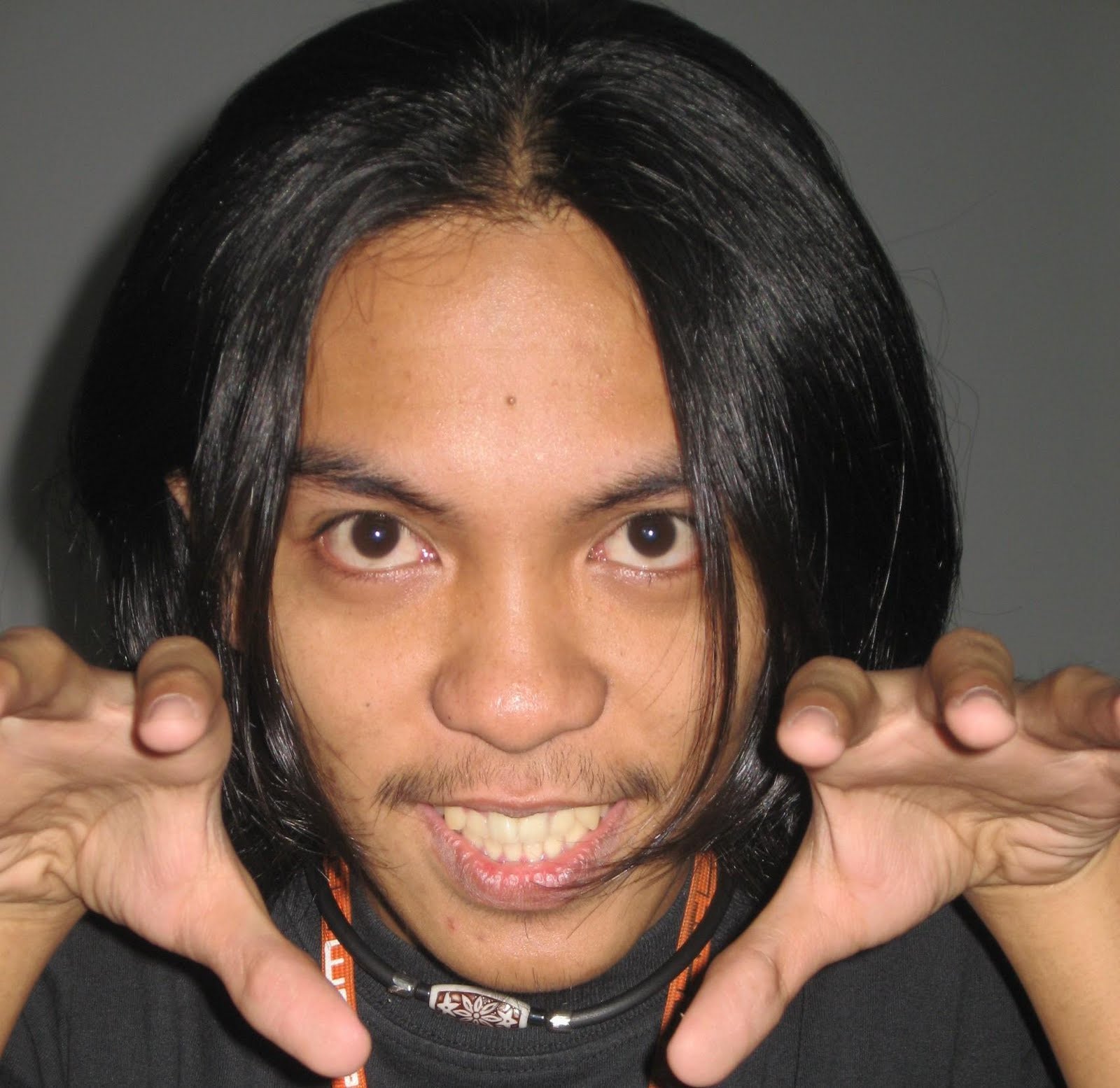 Blog ng mga Mapanlait: Ibat Ibang Mukha ng isang Kimpi