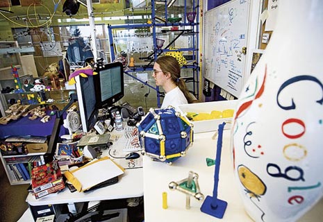 VIDEOS DE LAS OFICINAS DE GOOGLE POR DENTRO : Fotos de oficinas y ...