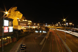 KELANA JAYA LRT PUTRA: Sunway Pyramid, Resort Hotel & Lagoon