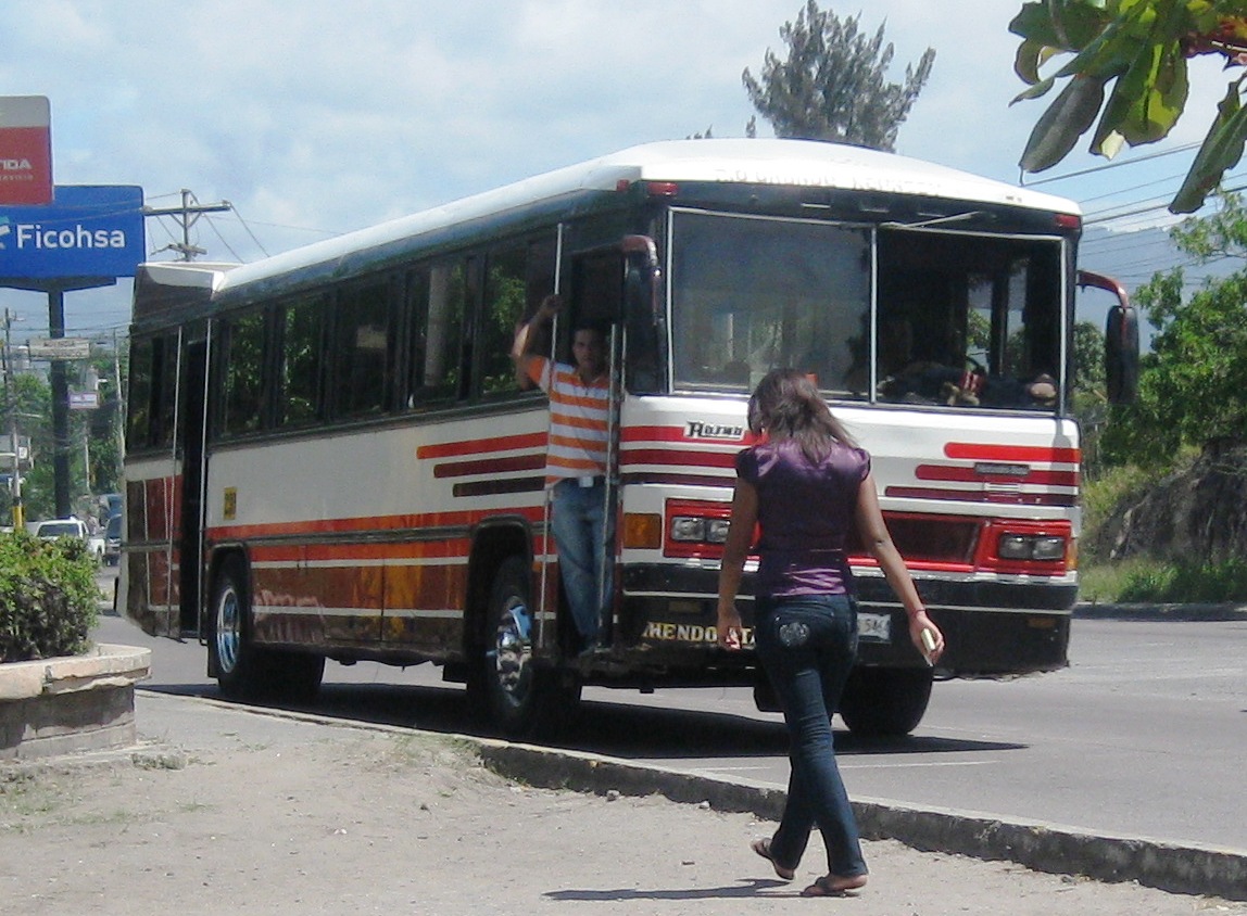 BUSES DE HONDURAS-HONDUBUS: GALERIA VARIADA