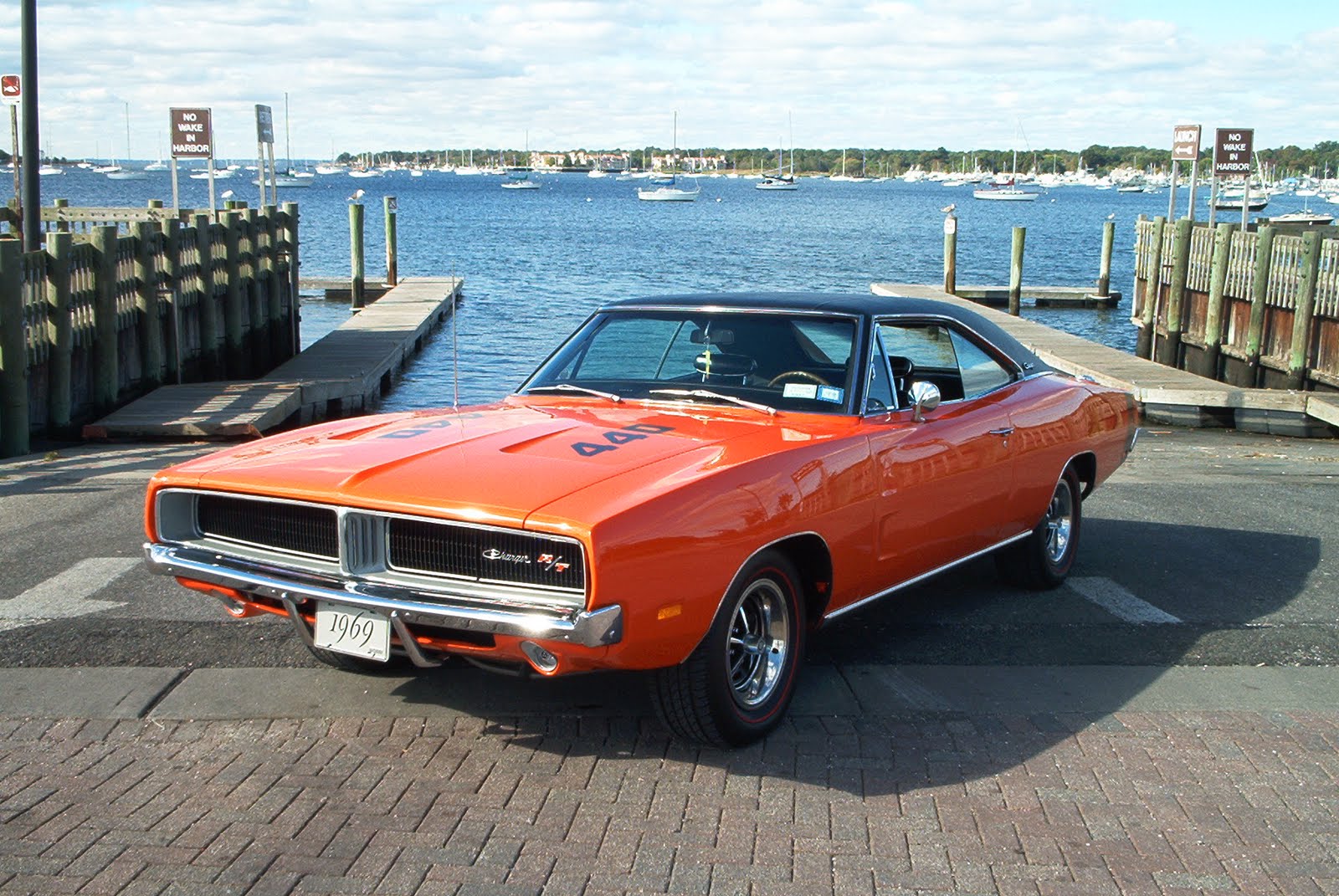 Via 21 Super Cars : História da marca Dodge