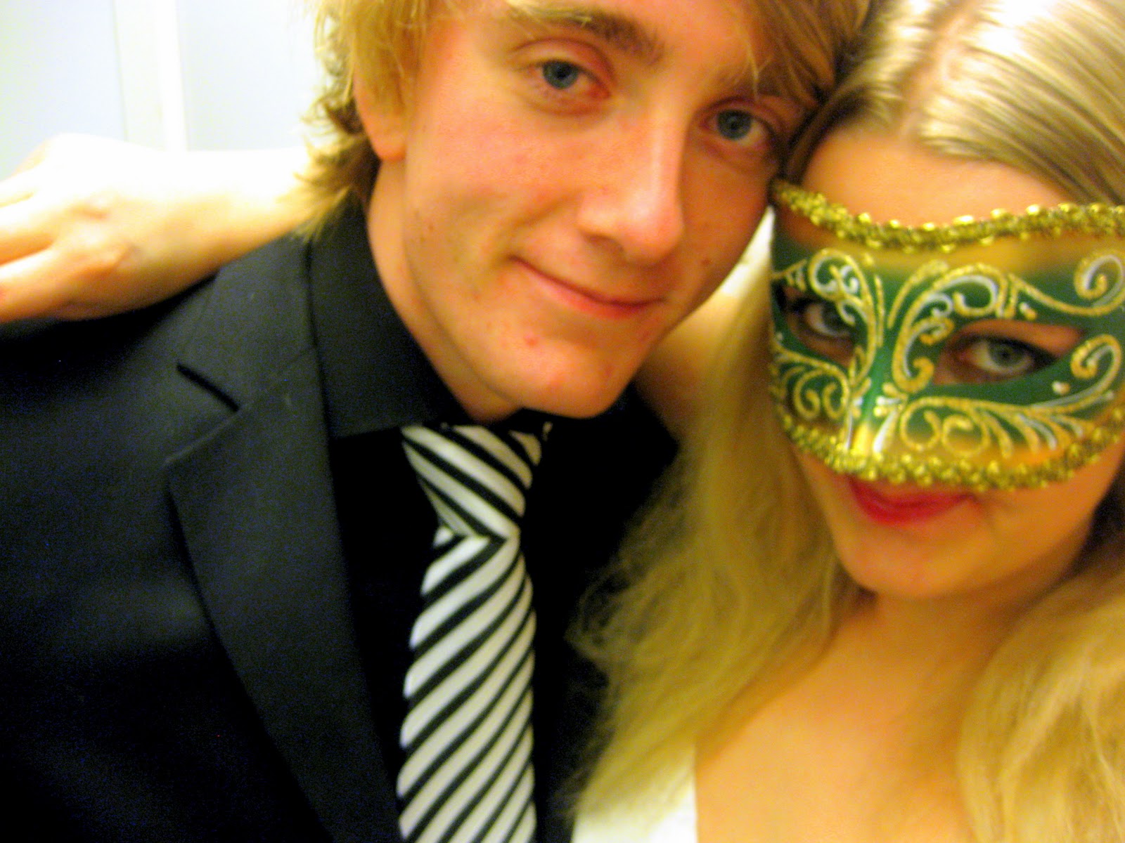 verden i mine øyne: Maskeradeball på Hall Toll