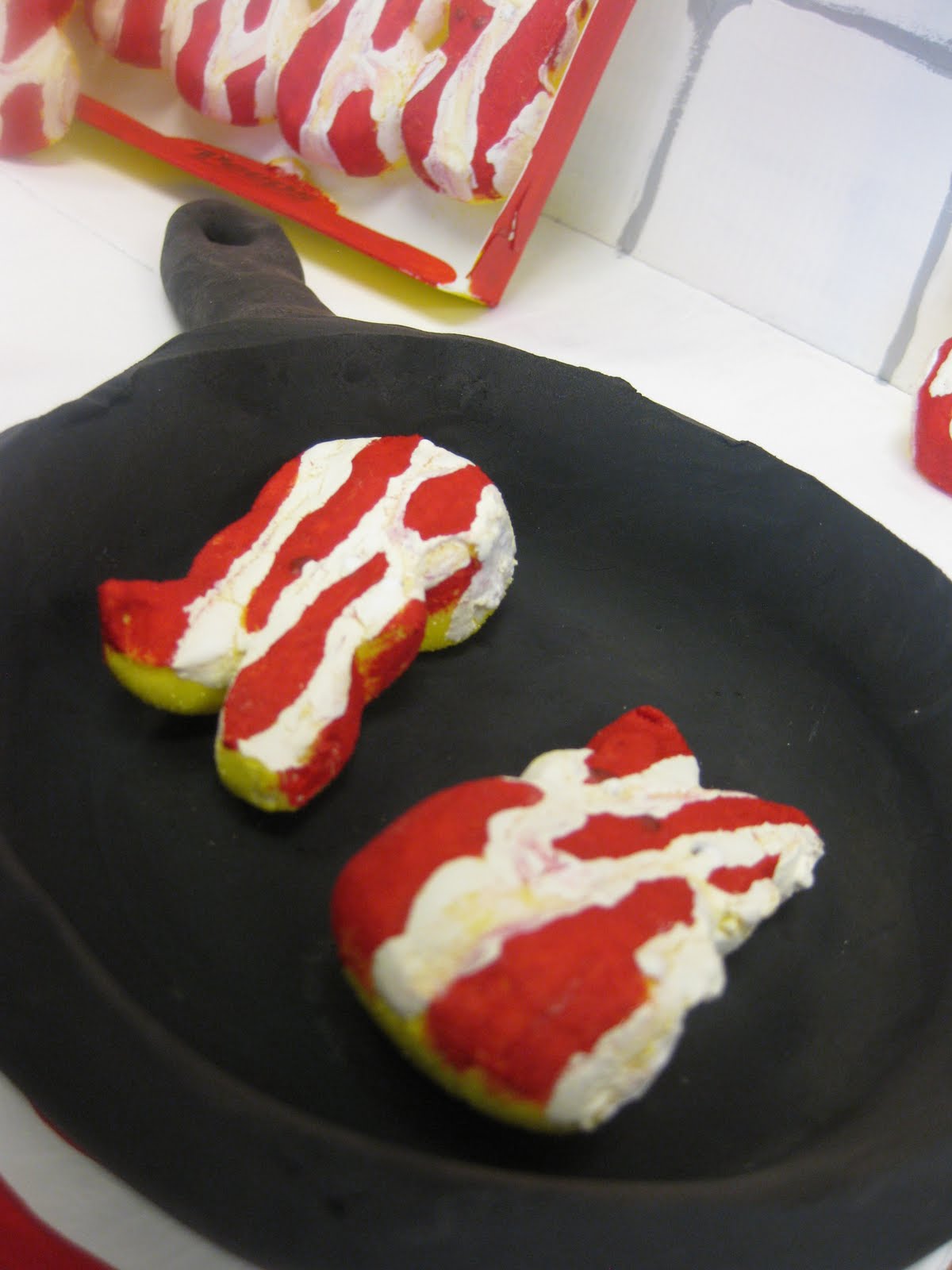 PEEPS Diorama Contest: Bacon PEEPS