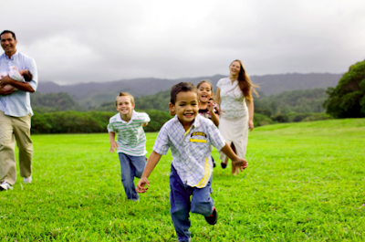Pics and Kicks: Tanuvasa Family: Laie Family Portraits.