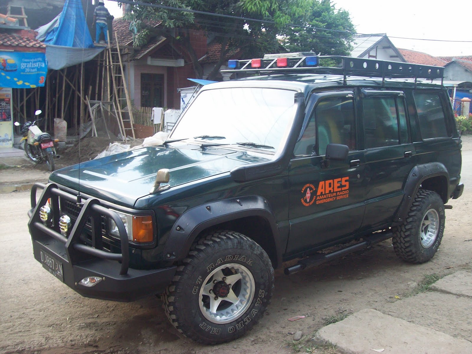 Foto Modifikasi Mobil Chevrolet Trooper Keren - Bajindul Modifikasi