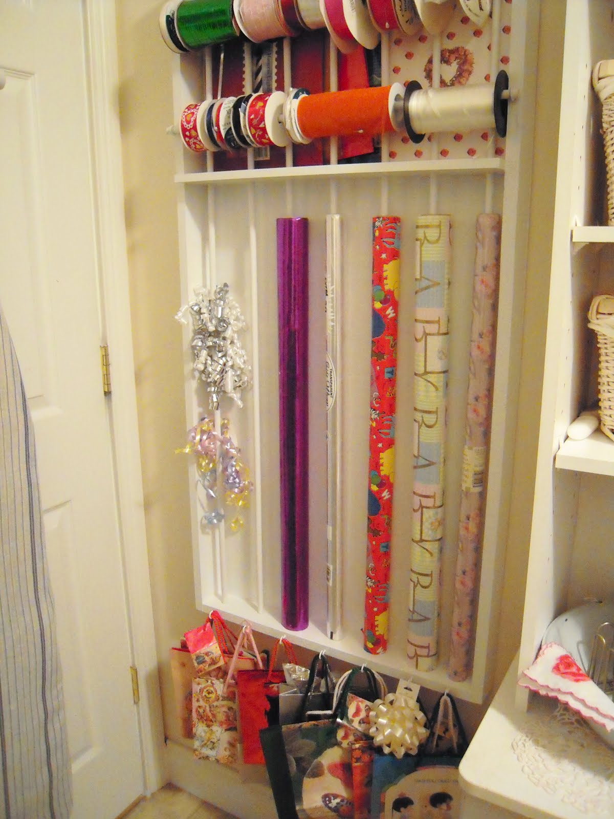 My Cottage Charm: That's a Wrap! How to Build a Gift Wrap & Ribbon Work ...