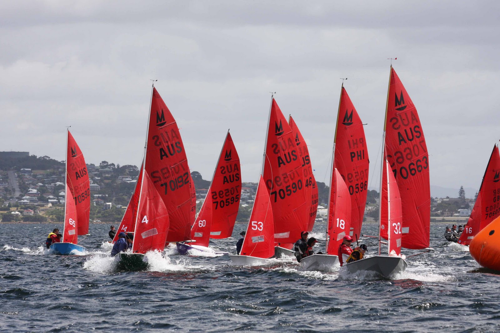 Ross Kearney and Max Odell win Landcorp 2011 Mirror Worlds