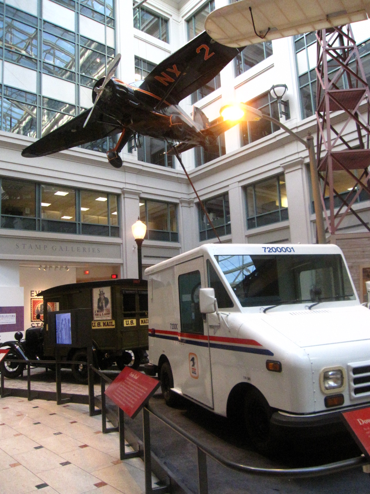 The Zuspan Adventures...Life in Washington DC: The National Postal Museum