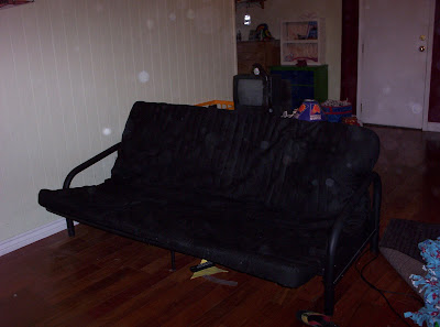 My Dear Trash: Broken Teeth, a Futton Mattress and day 5 of the Week ...