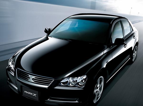 CAR LOVERS READY FOR FUN: Toyota Mark X Pakistan
