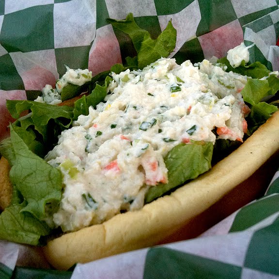 The Philadining Blog: Frog Burger - Backyard grilled flavors and ...