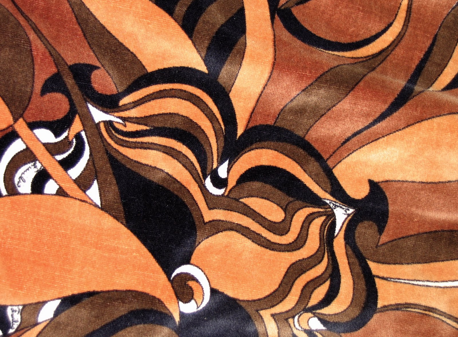 XtimemachineX: Emilio Pucci & Couture Geometric Fabric Design