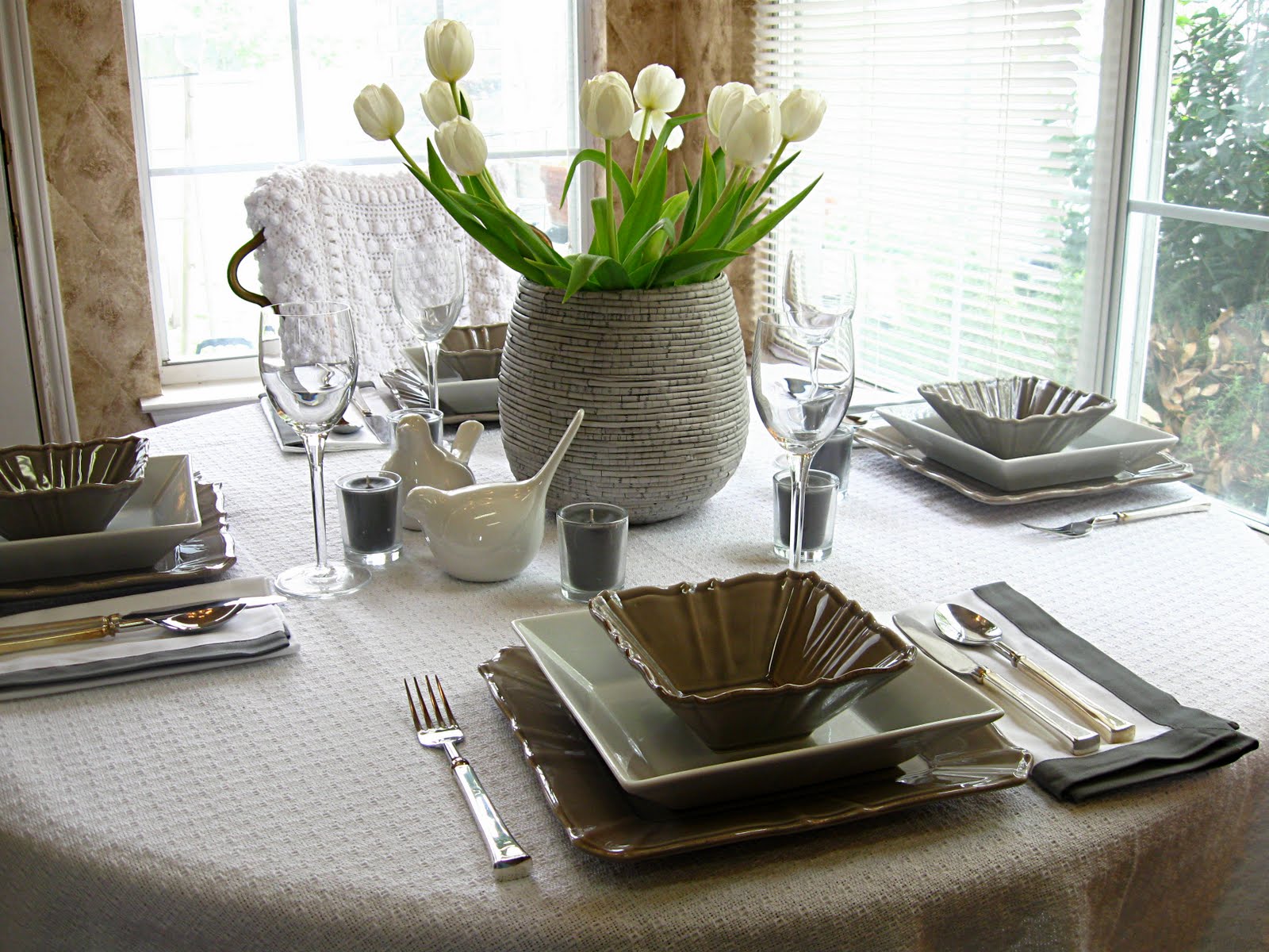 All That Splatters: Tablescape Thursday - Gray Areas