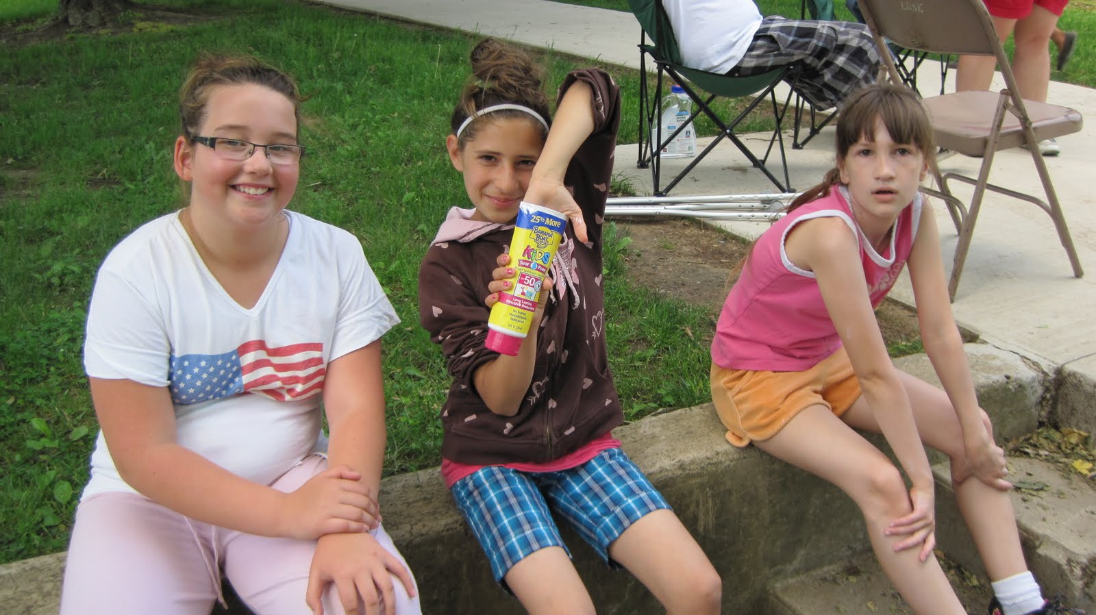 Room 229 - 4th Grade BLOG: More Jump-A-Thon Pics --- Such A FUN DAY!!!